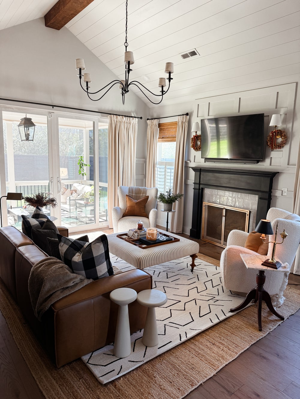 How to Mix Different Interior Design Styles | Castlery US